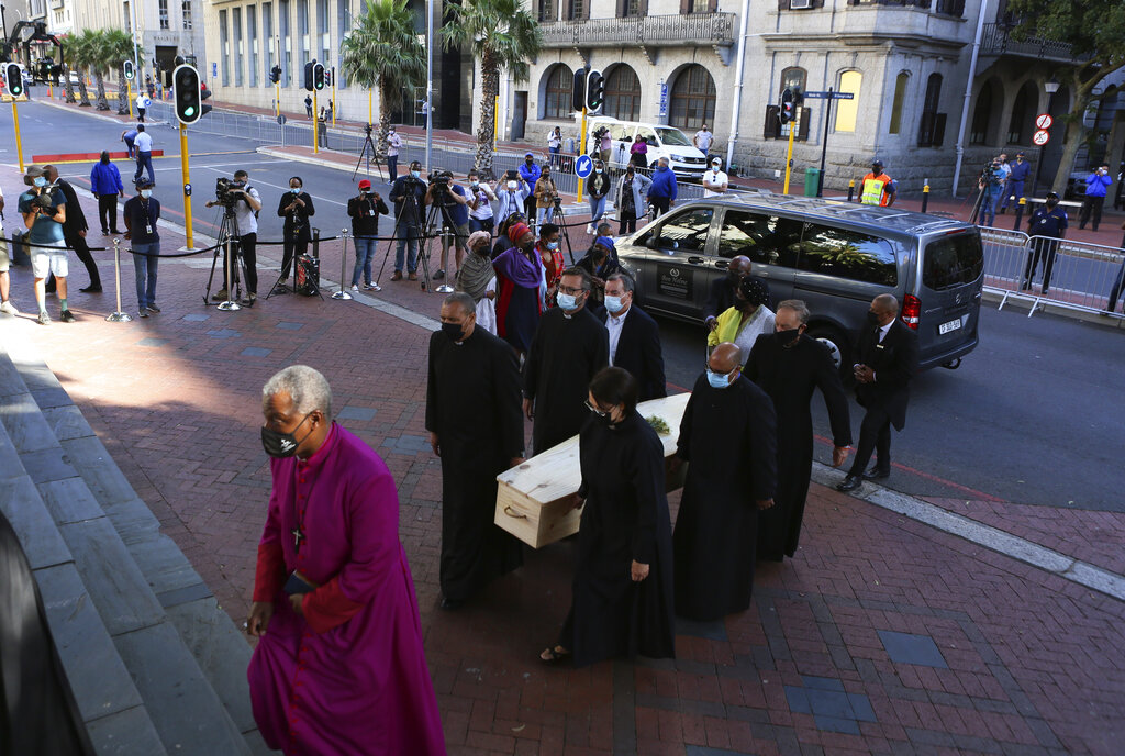 Fri. 11:34 a.m.: ‘A moral giant’: South Africans pay their respects to ...